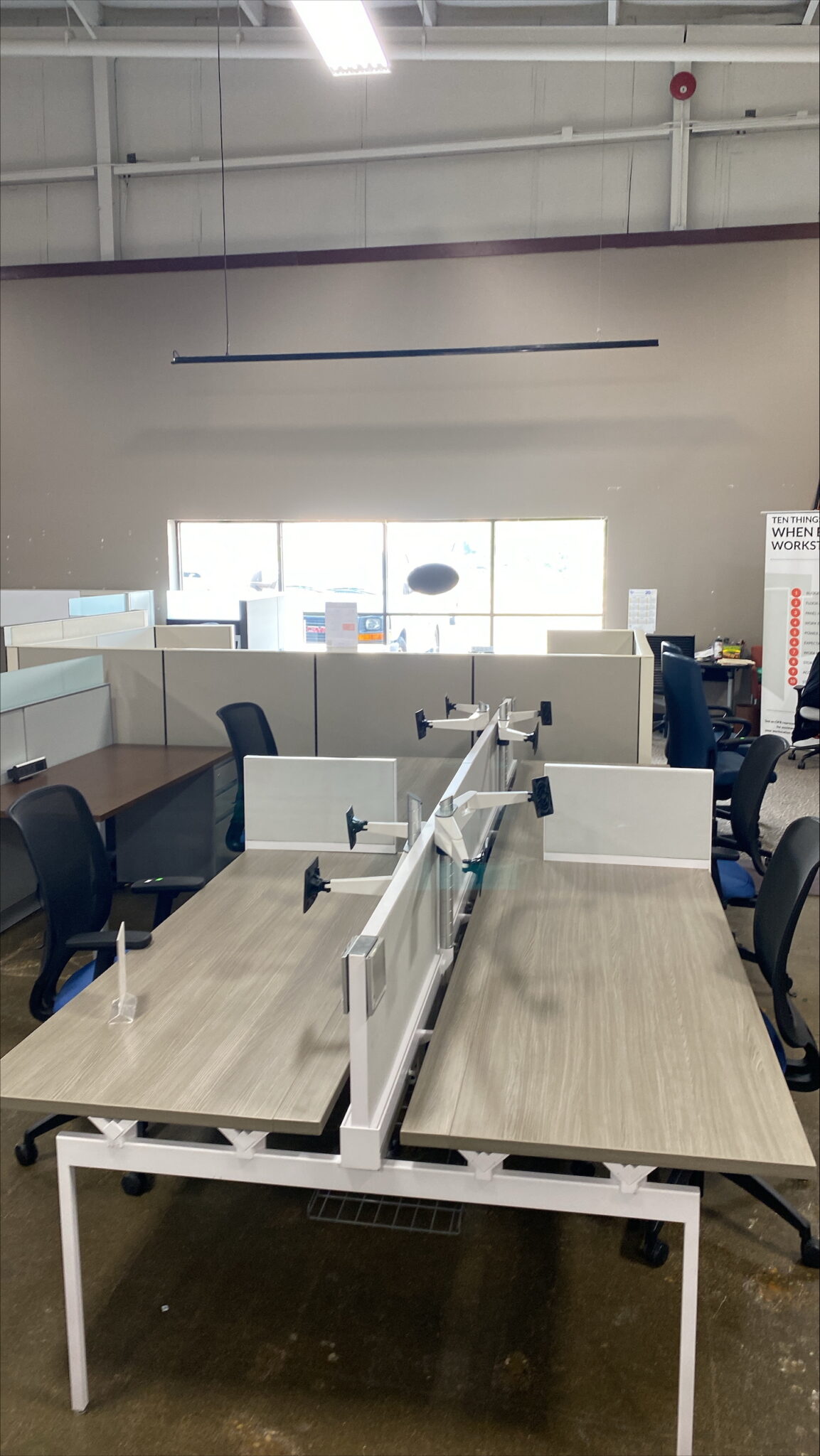 Used Knoll Benching Cubicle - Office Furniture Resources